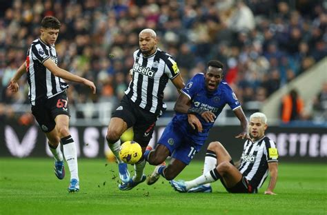 Football Soccer Classy Newcastle Thrash Chelsea 4 1 As James Sees Red