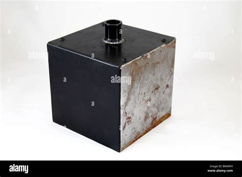 A School Leslie Cube Or Leslies Cube Used To Demonstrate Variations