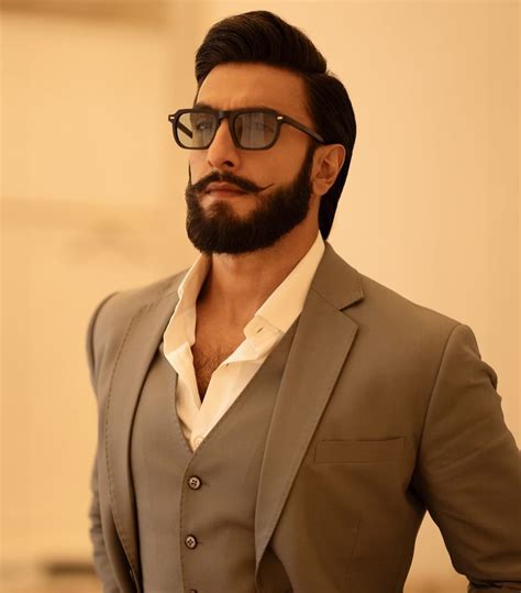 Ranveer Singh Was Selling Chicken He Become Bollywood Superstar ಒಂದು ಕಾಲದಲ್ಲಿ ಬಟರ್ ಚಿಕನ್