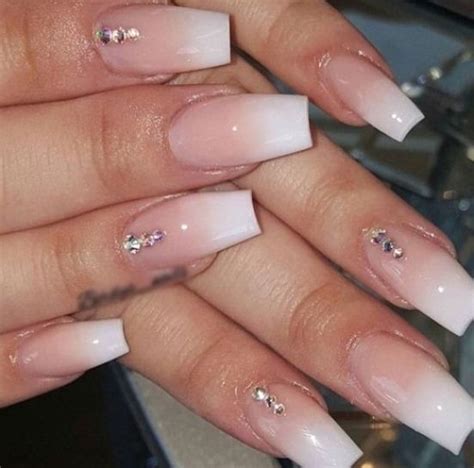 Chiêm Ngưỡng Mẫu Ombre Nails With Gems được Yêu Thích Nhất
