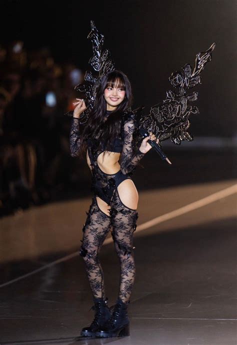 Pingl Par Alain Keith Cabardo Daguio Sur Blackpink Mode Asiatique