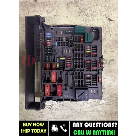 BMW E90 318i 320i Front SAM Signal Acquisition Module Genuine Used