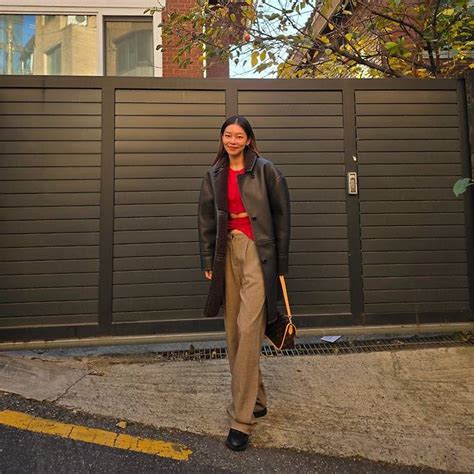송해나 37살 맞아 가죽자켓 입고 힙한 가을패션 스타픽
