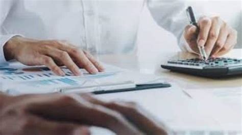 The Golden Rule Revealed Consistency Over Complexity