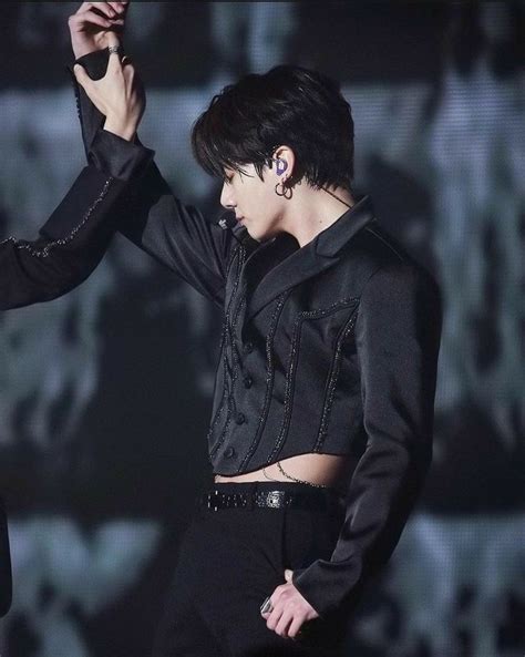 Pin De Sukii Jn En Bts 방탄소년단 Chicos Bts Fotos De Kim Jungkook