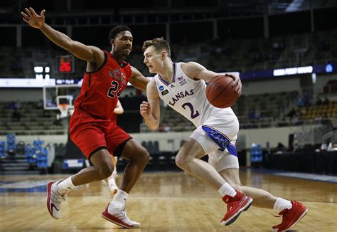 Eastern Washington Forward Kim Aiken Jr Recommits To Arizona Basketball