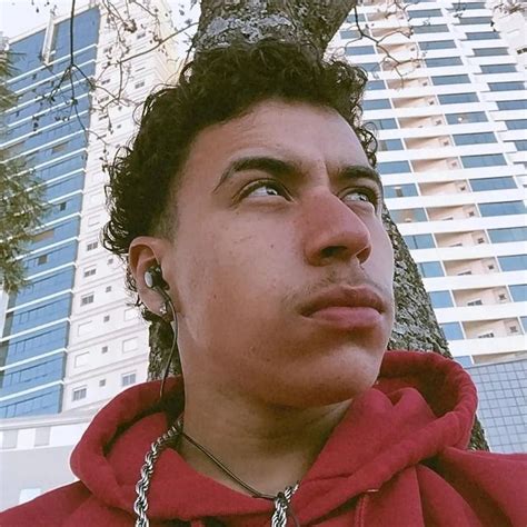 Gustavo De Freitas Sujo Mpp • Threads Say More