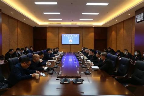 教育整頓鑄鐵軍 開門整頓 虛心納諫！焦作中院召開律師及當事人代表座談會 每日頭條