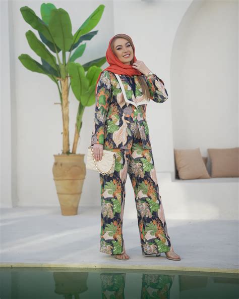 قیمت و خرید کت و شلوار زنانه طرح مرجان