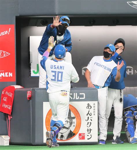 【日本ハム】宇佐見真吾先制5号ソロ「いつかバットにも当たると思っていました」自身最多 プロ野球写真ニュース 日刊スポーツ