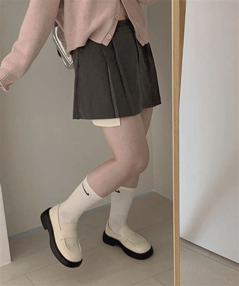 하비언니 11061 트렌디 셔츠레이어드 A라인 플리츠 뒷밴딩 미니스커트 3color