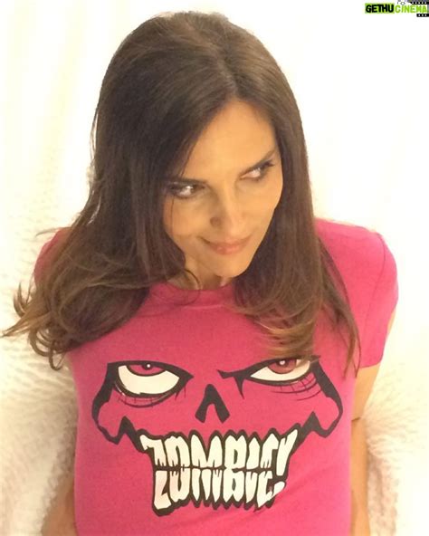 Ashley Laurence Wiki Biography Age Gallery Spouse And More