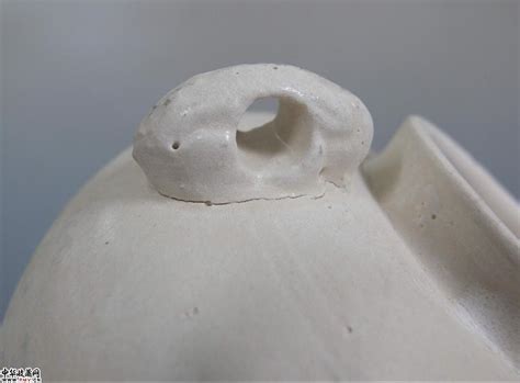 唐巩县窑白釉双系罐 藏家展厅 收藏资讯艺术家书画家书画名人书法家 中华收藏网
