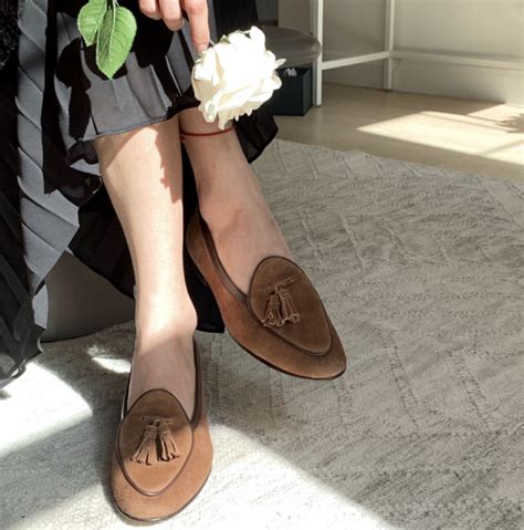 Elegant Tan Brown Suede Loafers With Tassels Brown Suede Loafers