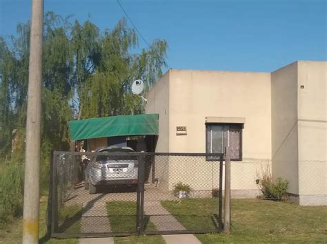 Venta Casa 2 dormitorios 5 años 45m2 1 cochera San Miguel Del Monte