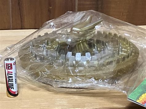 【やや傷や汚れあり】【ソフビ】怪獣郷 宇宙竜 ナース円盤（ゴールド） 未開封タグ付き スタンダードサイズ ウルトラセブン やまなやの落札情報