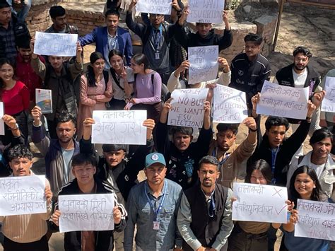 त्रिचन्द्र क्याम्पसमा नेविसंघको प्रदर्शन स्ववियु चुनाव तत्काल गर्न माग