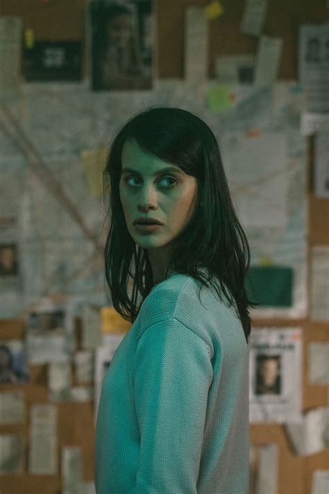La Chica De Nieve En Netflix Reparto Dónde Verla Y De Qué Trata Vogue