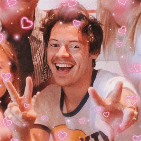 𝚑𝚊𝚛𝚛𝚢 𝚜𝚝𝚢𝚕𝚎𝚜 Harry Styles Icons Harry Styles Face Harry Styles Photos