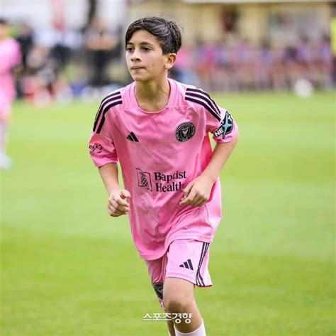 ‘부전자전 메시 아들 한 경기 11골 폭발···mls 유스컵 12 0 승리 이끌어