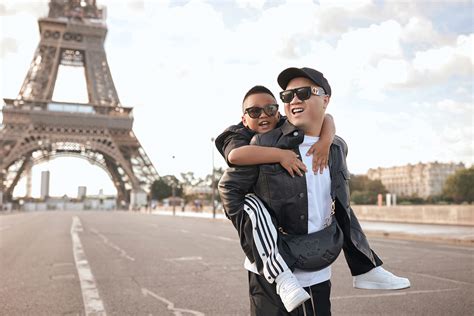 Con Trai Của Ntk Đỗ Mạnh Cường Thích Thú Khi Lần đầu được đi Du Lịch Châu Âu