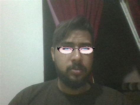 Python How To Crop Circle Image From Webcam Opencv And Remove Background Stack Overflow