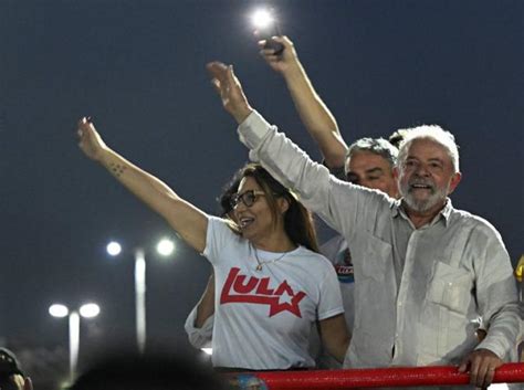 La Campaña De Lula Da Silva Cambió El Tradicional Rojo Por El Blanco
