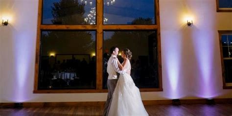 The Barn At Hornbaker Gardens Weddings Get Prices For Wedding Venues