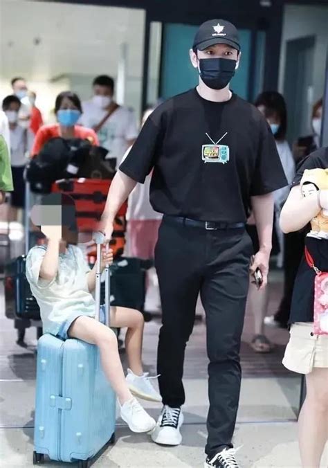 娛樂圈正在興起一股：窮養兒，富養女 每日頭條