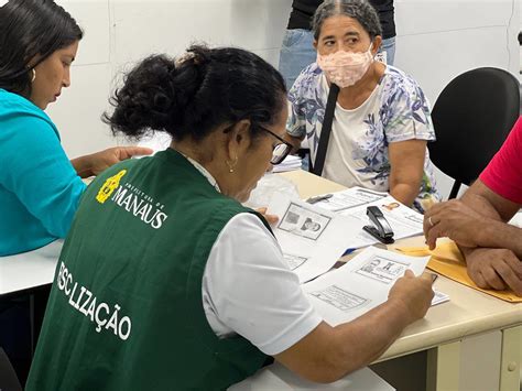 Prefeitura De Manaus Realiza Cadastro De Comerciantes Informais No