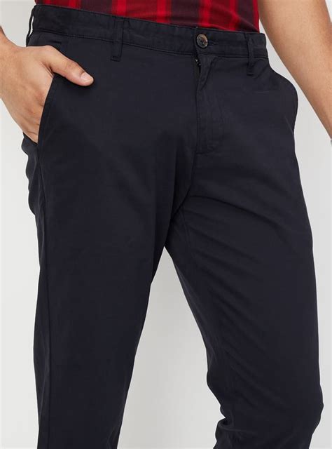 Buy Men Solid Slim Fit Chinos Online At Just Rs 8990 1000012571718