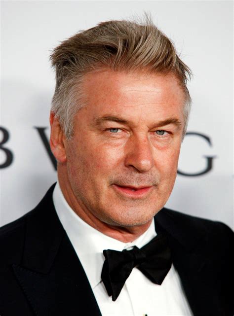Alec Baldwin Soll Batmans Vater In Joker Film Spielen WEB DE