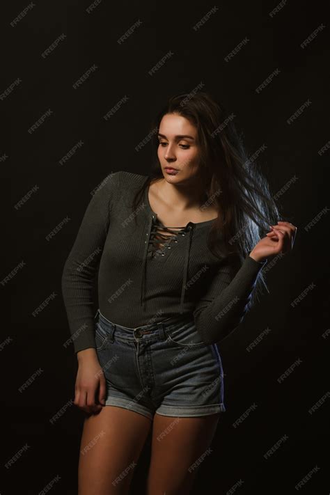Premium Photo Fashion Model Test Shoot Of Sensual Woman Posing In