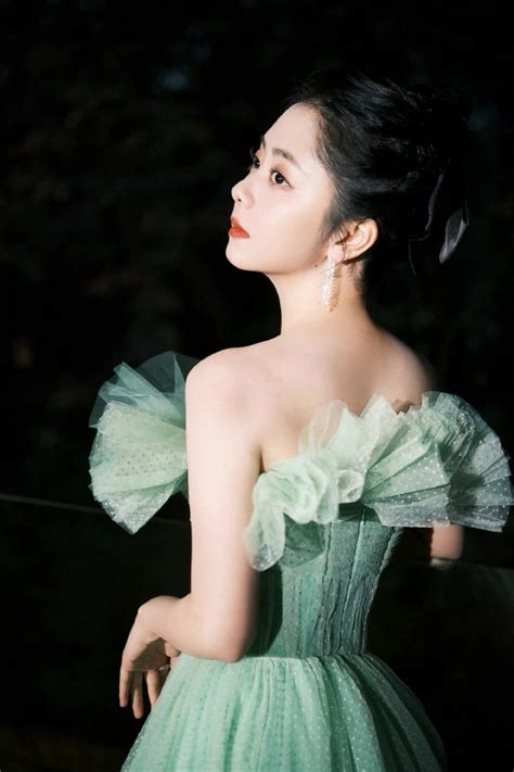Ghim Trên Chinese Celebrities Nữ Thần Diễn Viên Nữ Diễn Viên