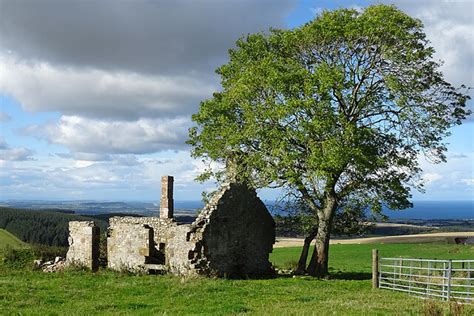 Inkerman © Anne Burgess cc-by-sa/2.0 :: Geograph Britain and Ireland