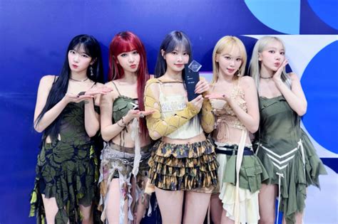 르세라핌 빌보드 ‘핫 100 →오리콘 2관왕 ‘커리어 하이 행진 Bnt뉴스
