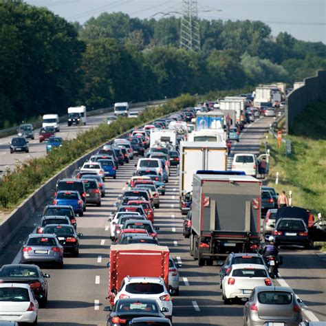 Langer Stau Nach Unfall Auf Der A46 Radio Wuppertal