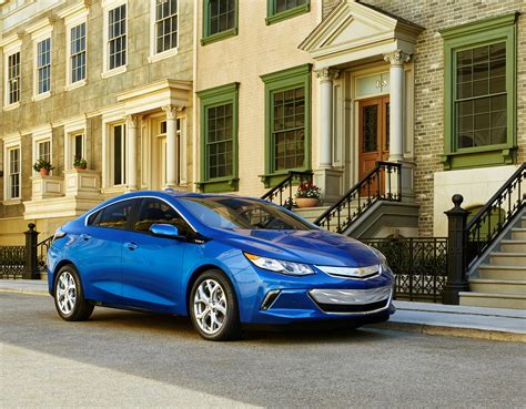 2019 Chevrolet Volt Pricing Photos And Specs
