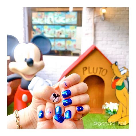 곰도리 작은누나🐻 캐릭터네일 핸드페인팅네일 ☺︎ On Instagram 💙💙💙 ⠀ ⠀ ⠀ ⠀ ⠀ ⠀ ⠀ ⠀ 💙 미키마우스 미키마우스네일 미키네일