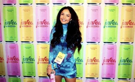 Valkyrae At 100 Thieves Party Pretty Outfits Fashion Blogger Trendy Outfits