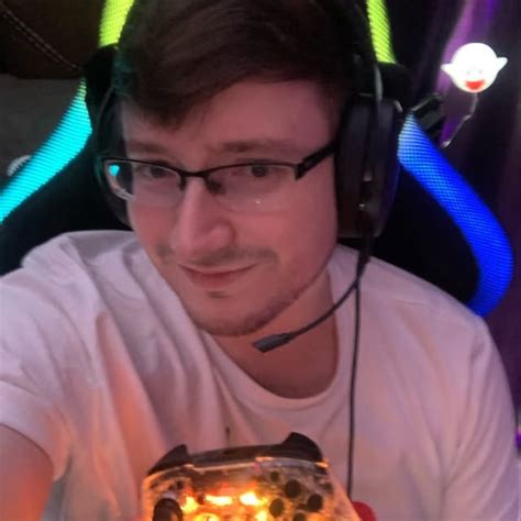 The Real Eddie The Real Eddie Gaming Threads Say More