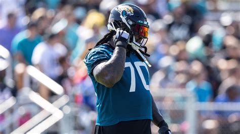 Titans Waive Former Steelers 7th Round Pick Derwin Gray