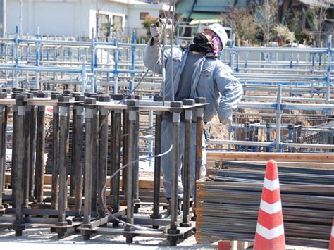 ネバテック株式会社｜施工事例：ベースパック柱脚工法（露出型式の柱脚工法）