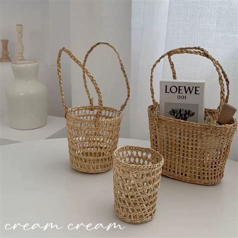Cream H