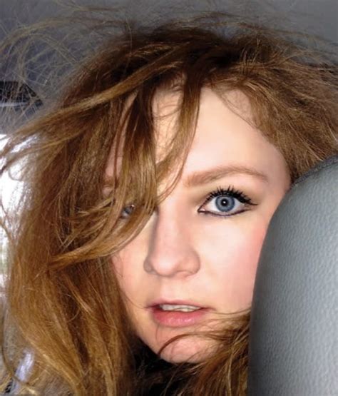 La Historia Real De Anna Delvey La Estafadora Que Engañó Al Jet Set De Nueva York Y Ahora Llegó