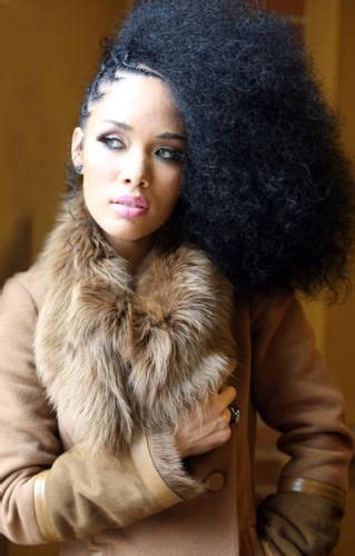 Kreesha Turner Mulher