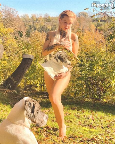 Edith Stehfest Sexy Topless 8 Photos TheFappening