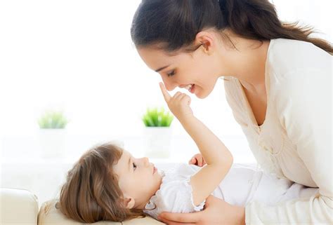 كيف تعلِّمين طفلك التعبير عن مشاعره؟ منتديات درر العراق