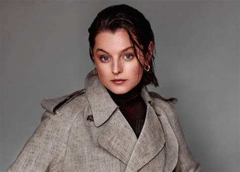 1420x1020 Resolution Actress Emma Corrin 2020 1420x1020 Resolution