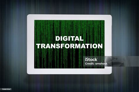 컴퓨터 태블릿 화면에 녹색 바이너리 코드 소수점 패턴의 디지털 변환 단어 0명에 대한 스톡 사진 및 기타 이미지 0명 개념 개념 기호 Istock